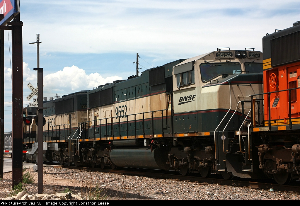 BNSF 9552